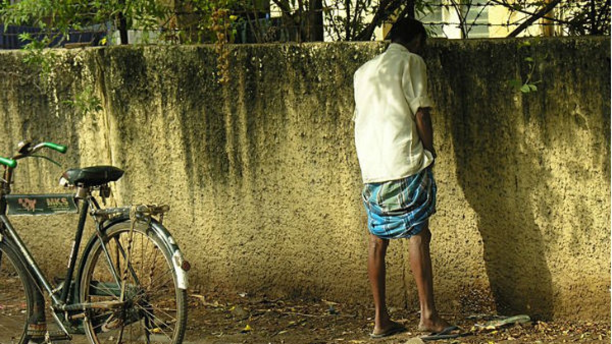 ভারতের ৪৫ কোটি মানুষ এখনও খোলা আকাশের নিচে 'মৌলিক কাজকর্ম' সারে ...