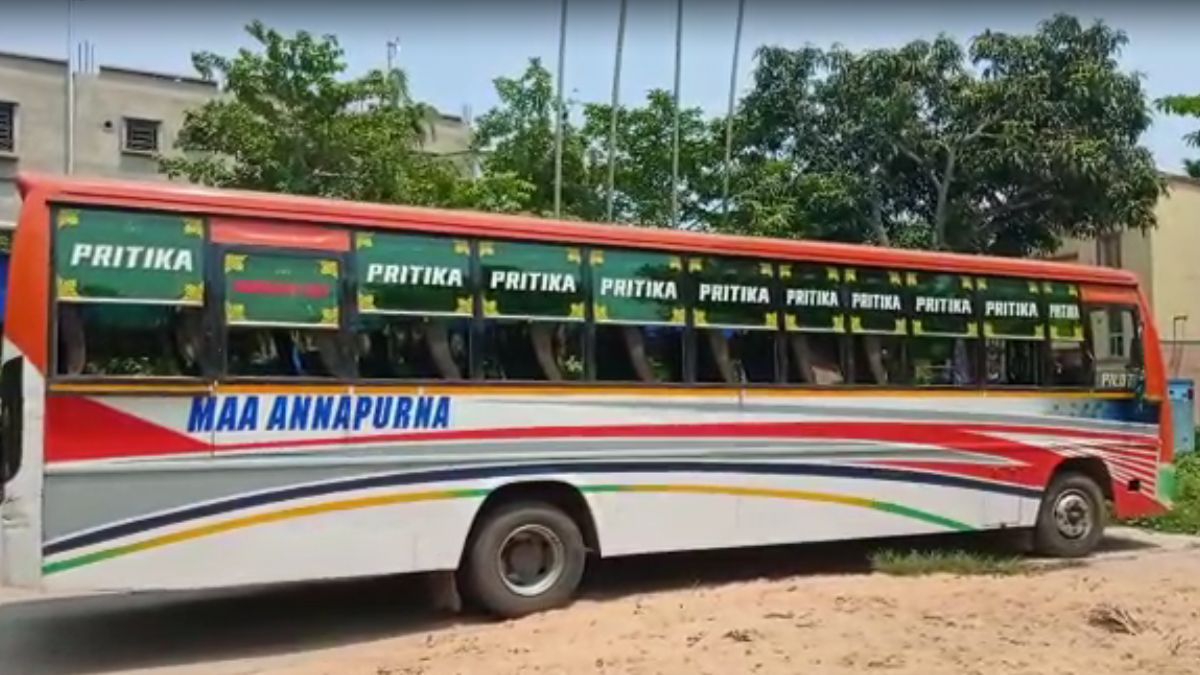 ভিড়ের মধ্যে ব্যাগ উধাও! বাস ঢুকল হাওড়ার থানায়, ঘটনায় হৈচৈ | ব্যাগ ...