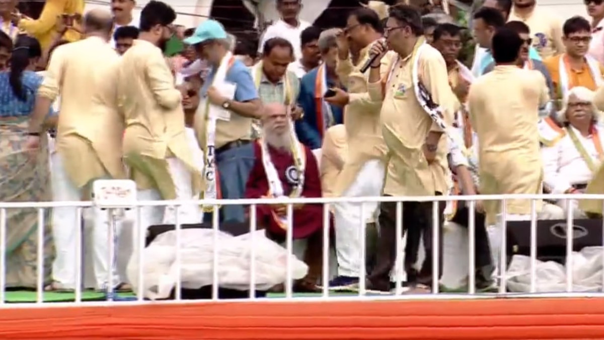 21 July Shahid Diwas: বিদ্রোহে ইতি! একুশের মঞ্চে প্রথম সারিতে ...