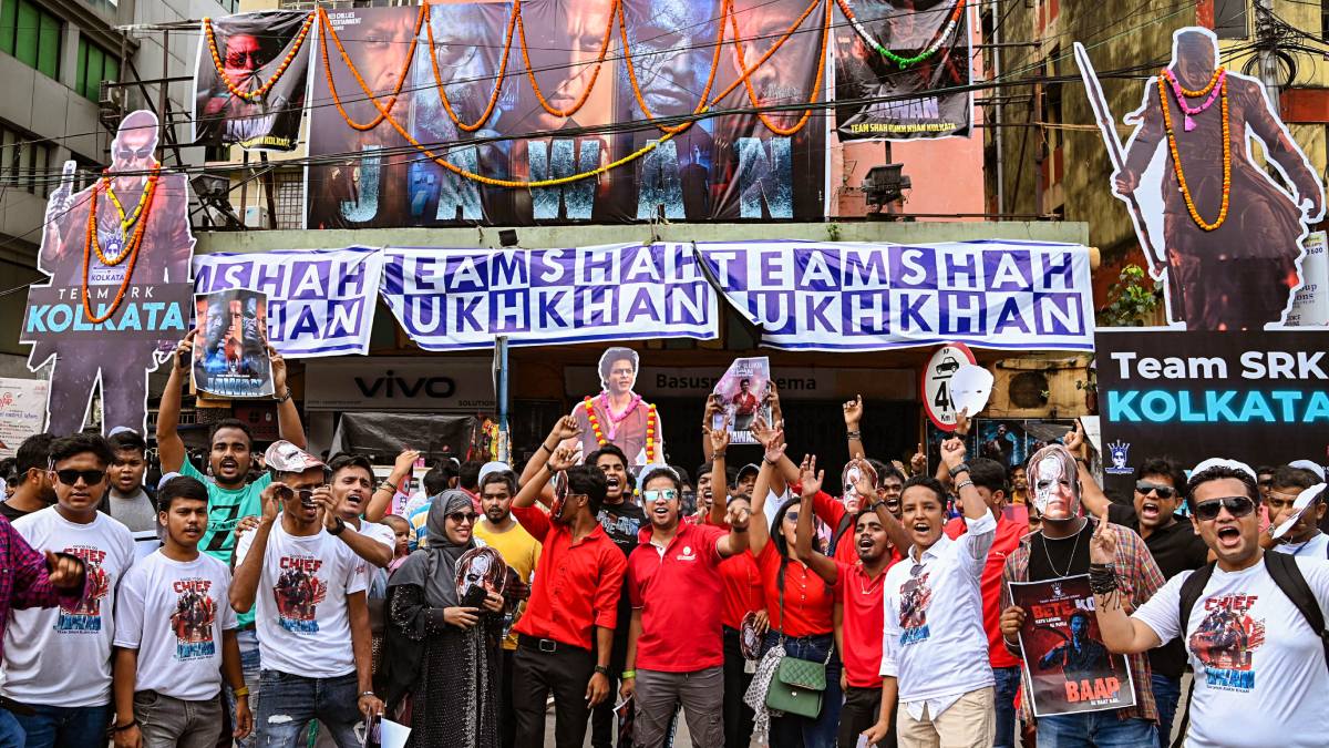 Jawan Box office Day 1: প্রথম দিনেই বক্স অফিসে ৭৫ কোটির ব্যবসার পথে ...