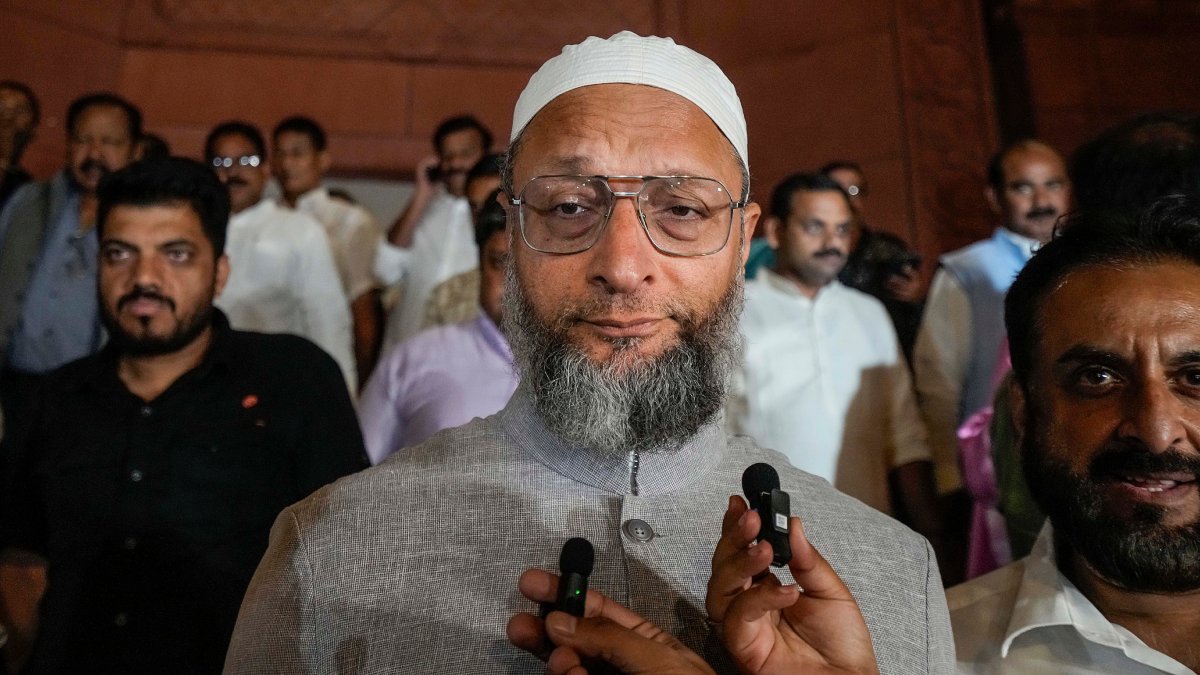 Asaduddin Owaisi: মহম্মদ আজহারউদ্দিনকে প্রার্থী করেছে কংগ্রেস, ভোট কাটতে ৯ আসনে লড়ছেন ওয়াইসি ...